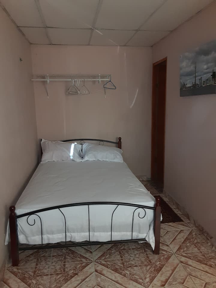 Meg Guest House - Panama City