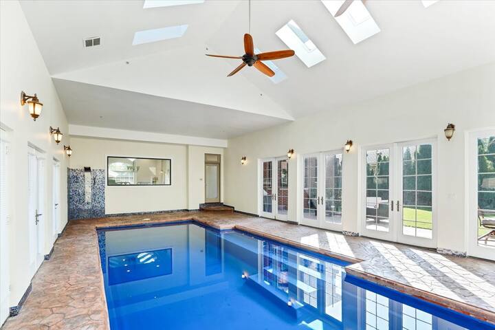 Luxe Home, Heated Indoor Pool/hot Tub, Tree House - Skokie, IL