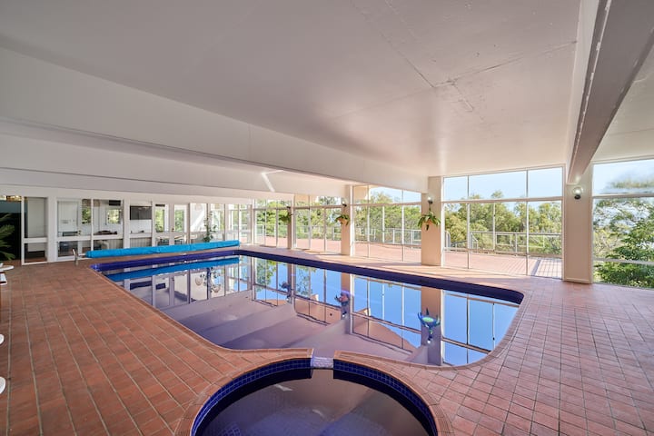 Alpine Nelson | Heated Indoor Pool & Sauna - Hobart