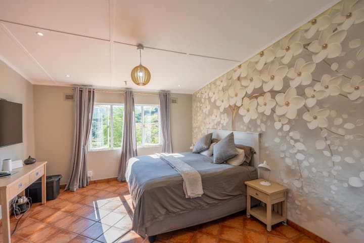 Farm Stay - Self-catering Room - Cato Ridge