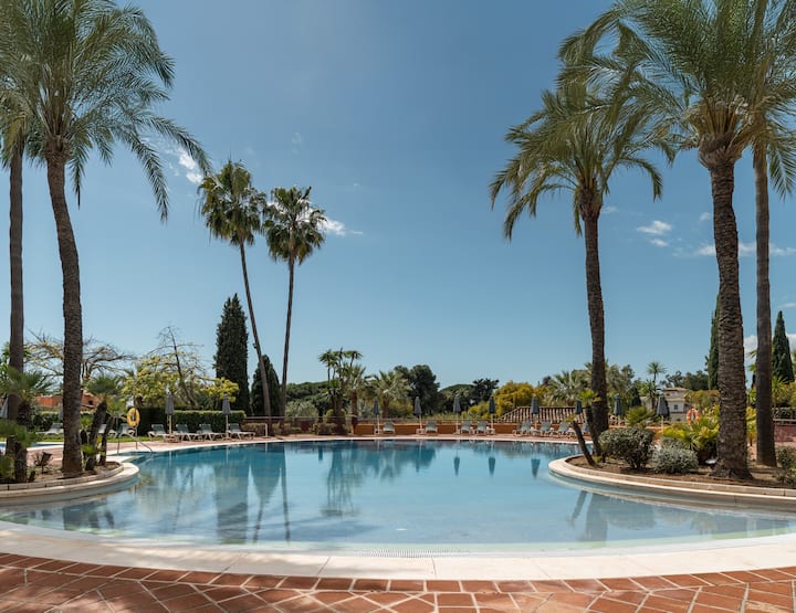 Apartment In Bahía De Marbella - Marbella