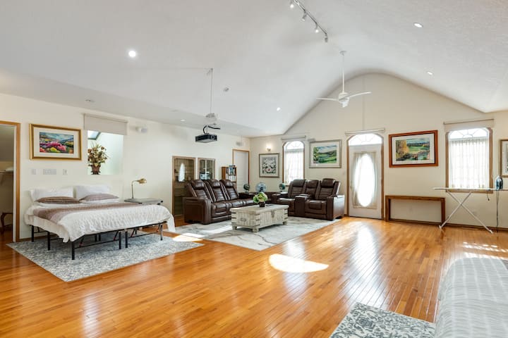 Vip West Edmonton Guest Suite - Edmonton, Canada