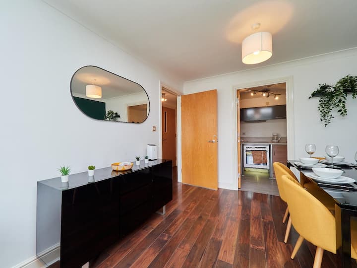 20% Off 28 Day+ Bookings - Birmingham