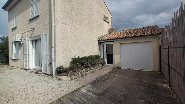 Fausse Maison De Vrais Plantes - Montélimar