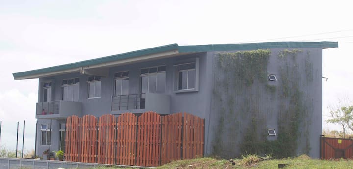 Modern Family Apartment - Quesada