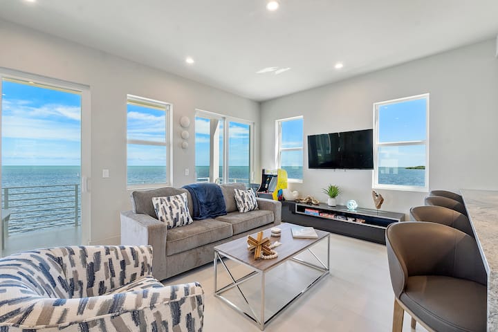 Seaside Serenity | Ocean Views, Bbq Grill & Kayak - Key Largo, FL