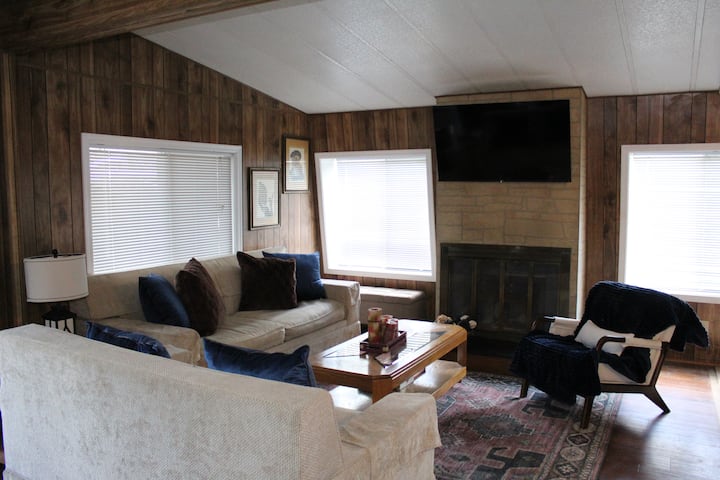 The Martini Cabin At Sycamore Cove - Sedona, AZ