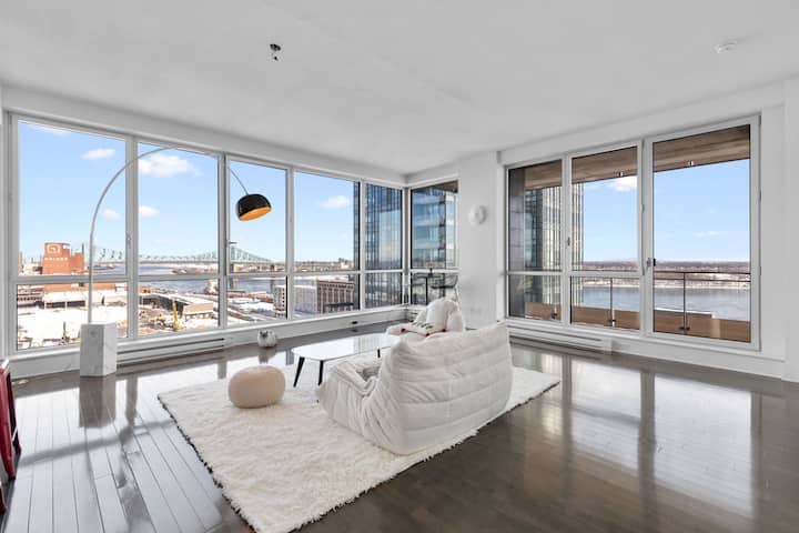 Old Port  Lux Apartment - Montréal, QC
