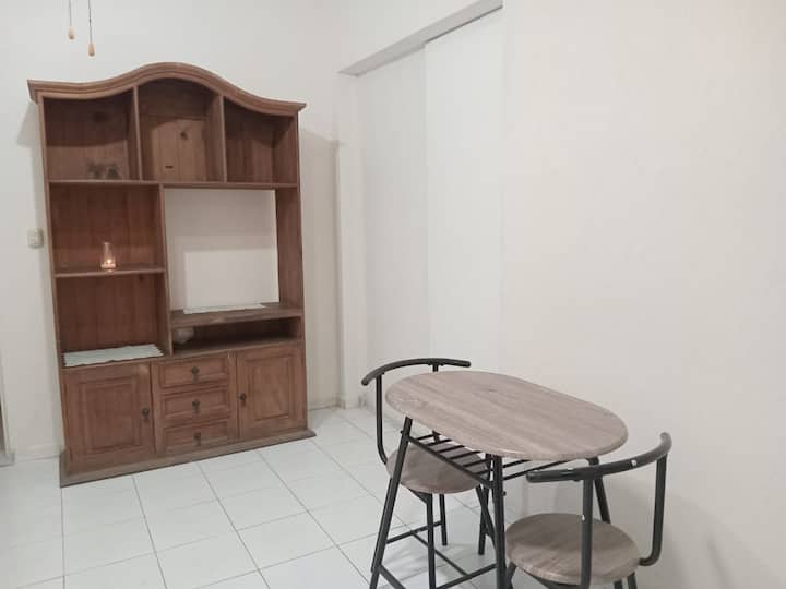 Departamento Amplio Cercano A Plaza Real - Monterrey