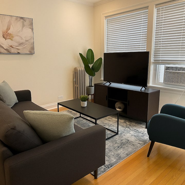 Chic 2br Haven Near Irving Park - Chicago