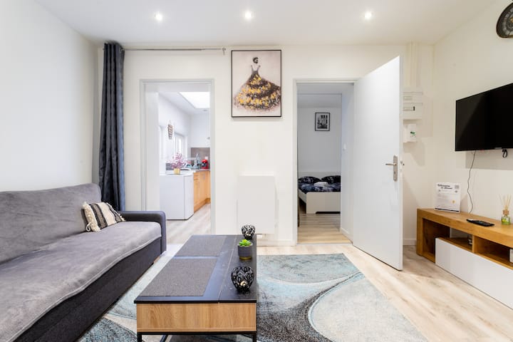 T2 Design Centre Douai • 4 Pers • Proche Gare (D3) - Douai