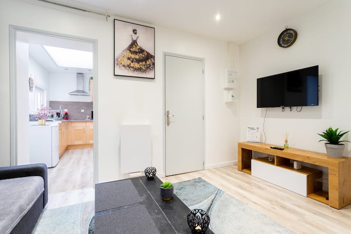 T2 Design Centre Douai • 4 Pers • Proche Gare (D3) - Douai