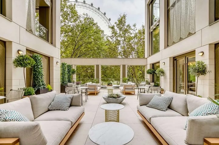 Luxury London Eye View | 2-bed 2.5-bath Flat - London