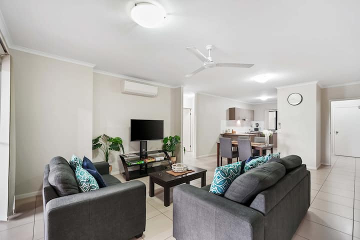Stylish Apartment Near Esplanade & City Centre - Cairns