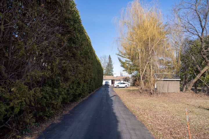 2-bedroom Lower Level Waterfront - Ottawa