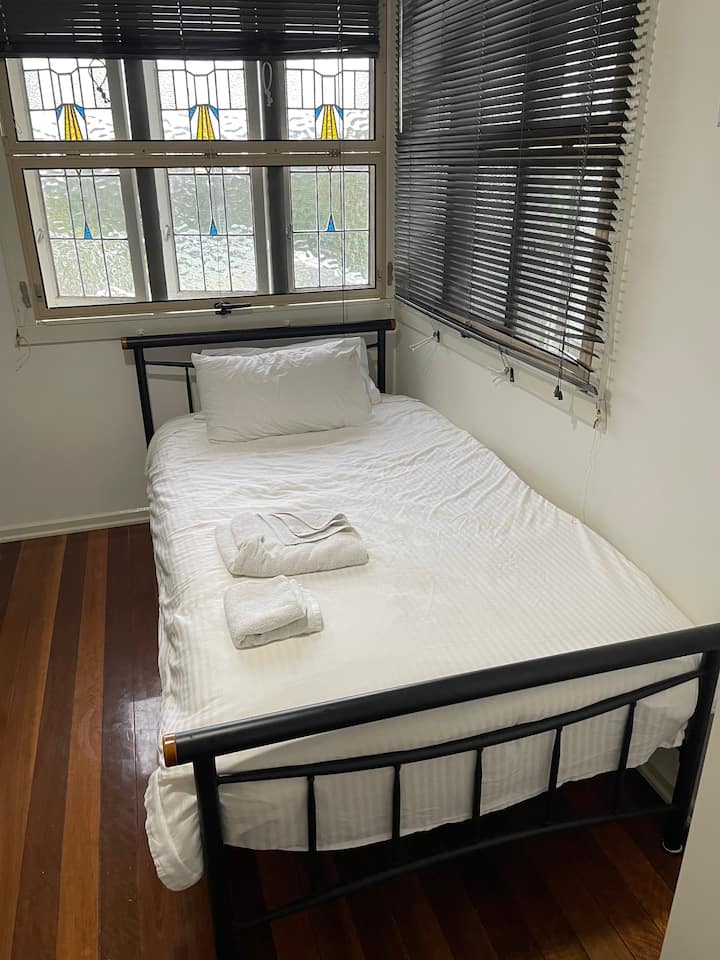 Motel Style Room, Quiet, Safe, - Brisbane