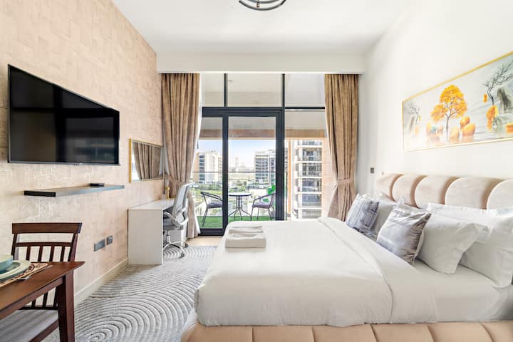 First Class | Studio | Modern Vibes In Dubai - Dubái