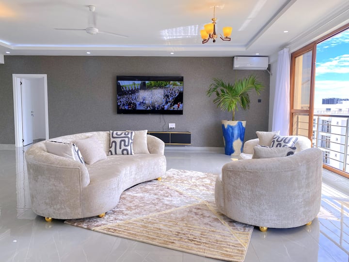 Ocean-view 4br Penthouse In Nyali – Ensuite - Mombasa