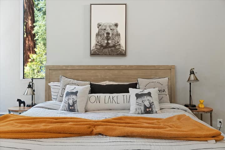 Lazybear Tahoe Dreamy Escape – 1br Loft | Hot Tub, - タホー湖