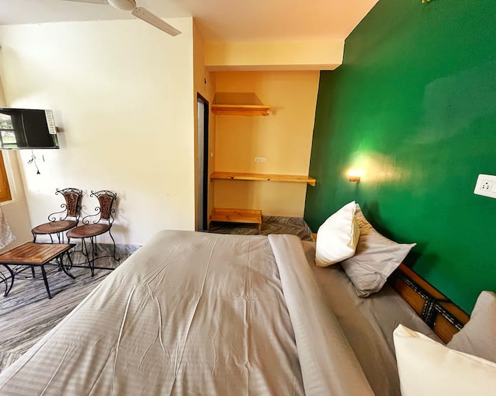 The Tata Room @ Founders Tribe - Bir