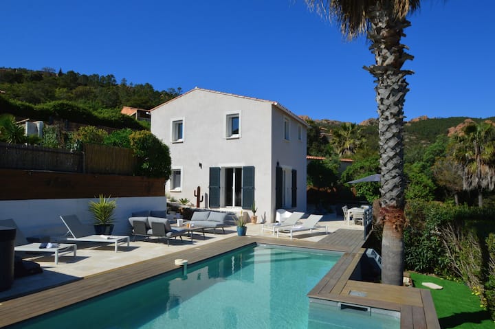 Villa Vue Estérel Avec Piscine Proche De La Plage - Agay