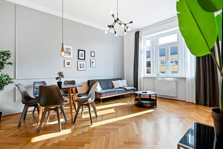 Elegant-2br Apartment - Near Schönbrunn Palace - Wien
