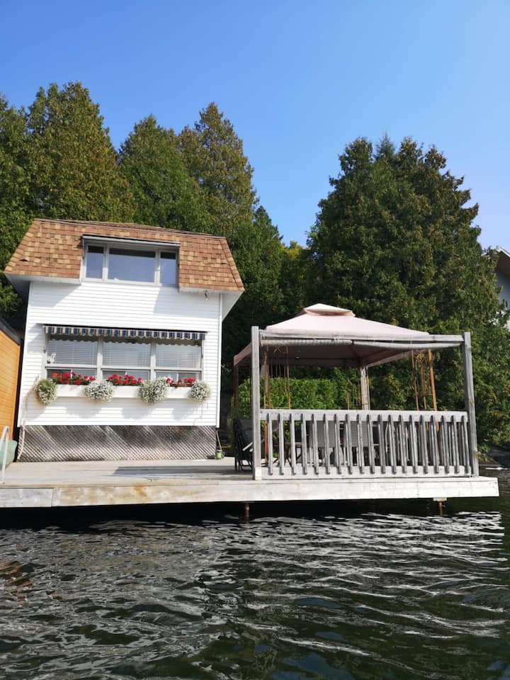 Petit Chalet Sur Le Lac - Shawinigan