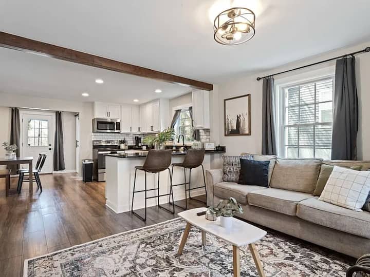 Greenville Gem W/ Sauna Access - Greenville, SC
