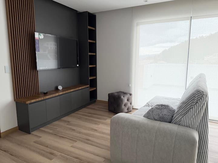 Elegancia Y Lujo En Penthouse A Estrenar En Cuenca - Cuenca