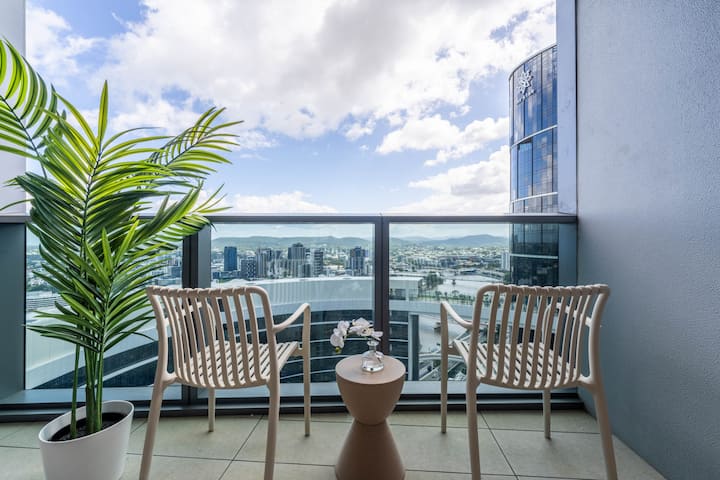 The Oracle’s Tower - Dreamy Stay Above Star Casino - Brisbane