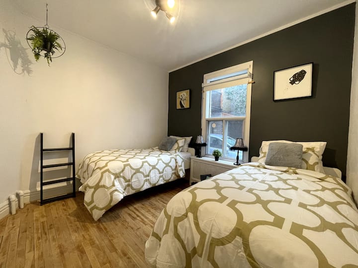 Charming Room Close To Mtl City Center - Montreal