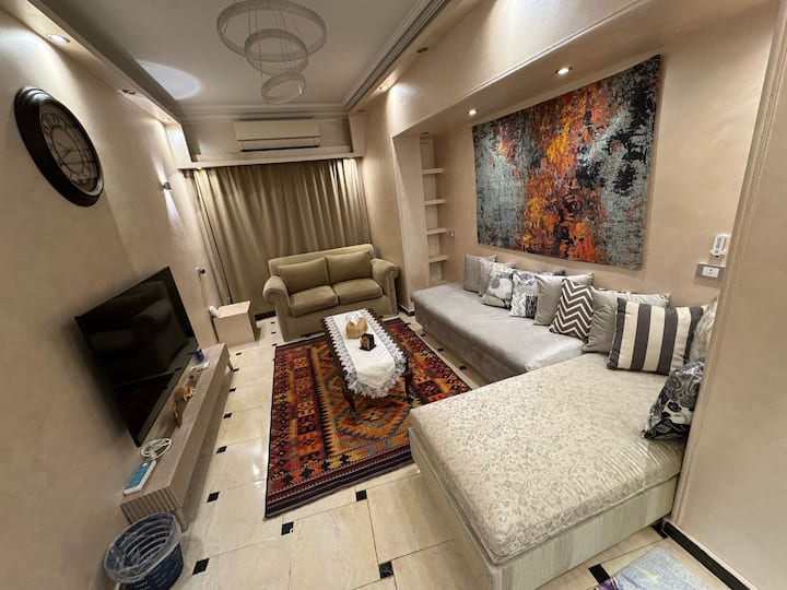 شقة مفروشة في الزمالك Flat 1 In Zamalek - Kairo
