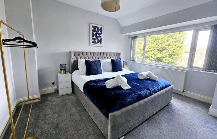Saxe House; Solihull Jlr/hs2/bhx - Solihull