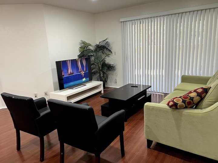 Cosy Remodeled 2br/1b Freecarprt - Santa Clara, CA