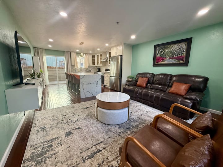Lux #Iii #Modern #Cozy #Relax - Albany, OR