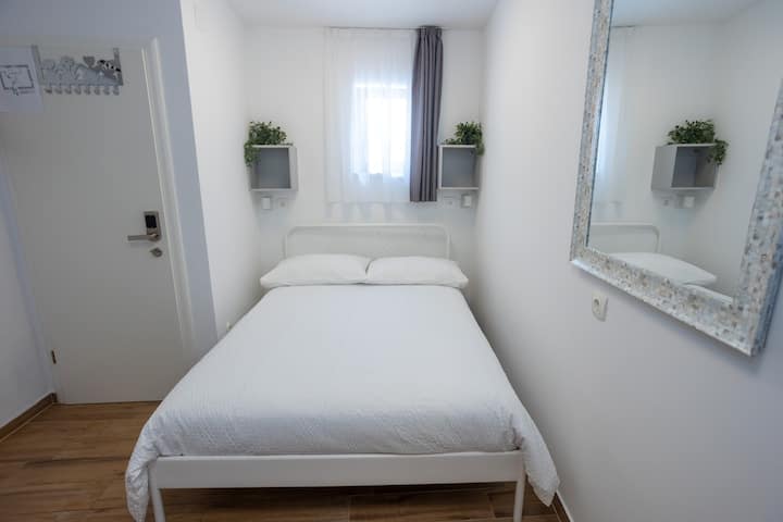 Karuza Varoš Cozy Room For 2 - Split