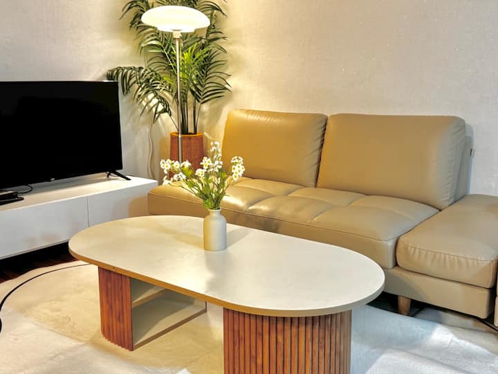 Monet Garden|신촌역5분|53㎡ 넓은2룸|최대6인|cozy&greeny Vibe - Seúl