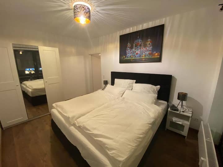 Sehr Zentral,
Modernes Apartment - Berlino