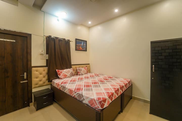 Rkapartment3bhkand2bhk(20 Pax) - Varanasi