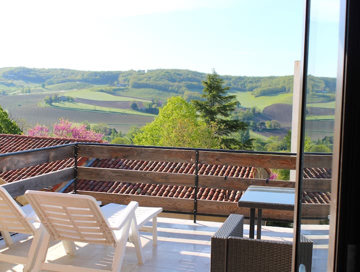 Terrasse Avec Vue Et Tout à Pieds - Lauzerte