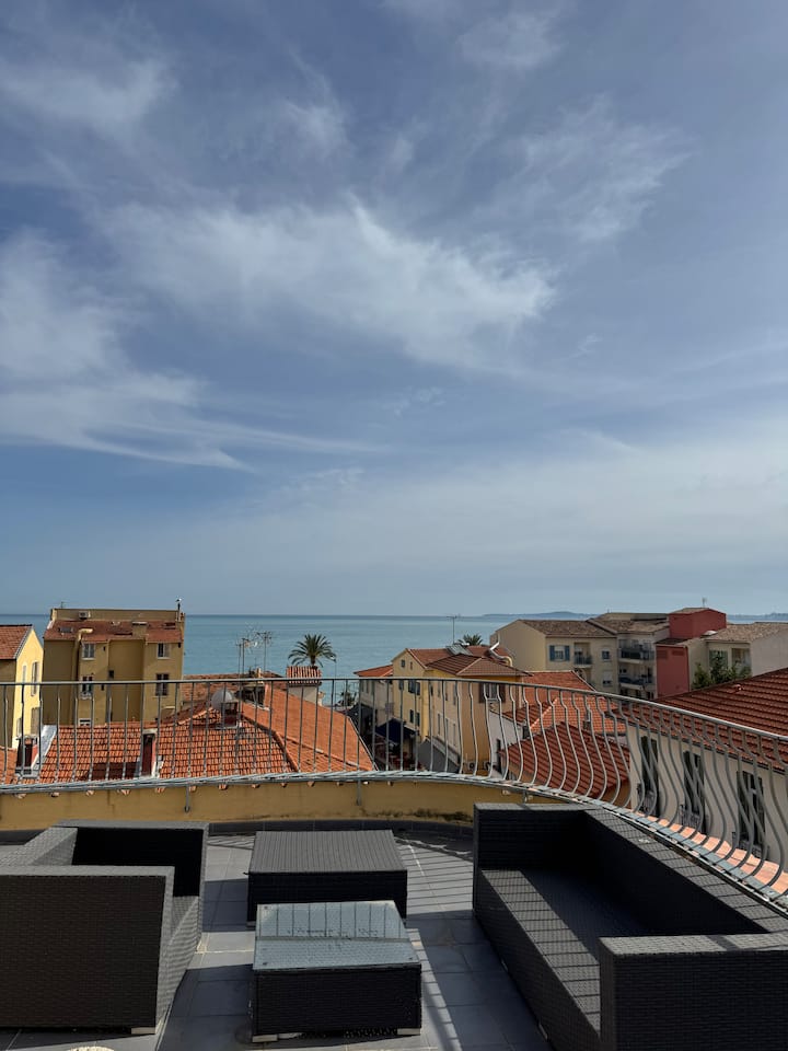 2p Cosy - Vue Mer & Rooftop - Cagnes-sur-Mer