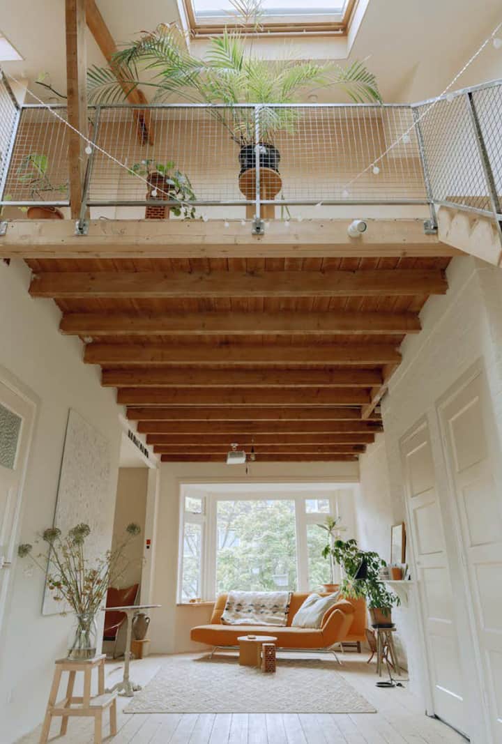 Spacious Loft-style Apartment - Utrecht