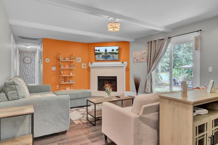 The Butterfly House - Fire Pit - Fenced Yard - Summerville, SC