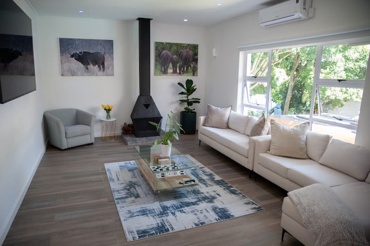 Thelab Blue-superior Family Room - Franschhoek