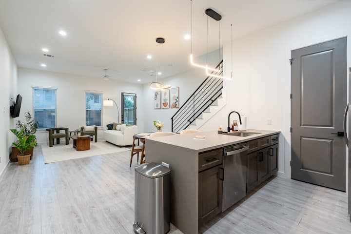 Family-friendly 3br Near Med Center & Downtown - Houston, TX