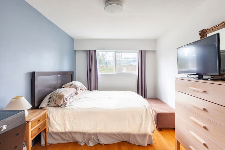 Vancover Special Private Room - North Vancouver
