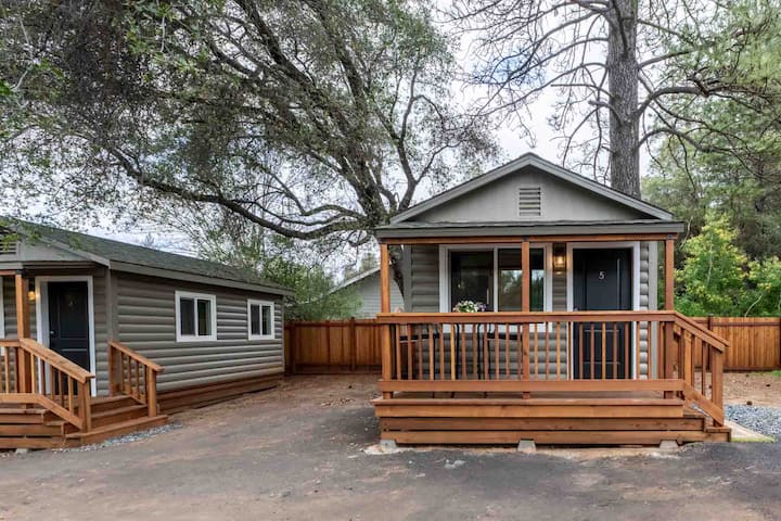 Columbia Cabins, Cabin 5 - Sonora, CA
