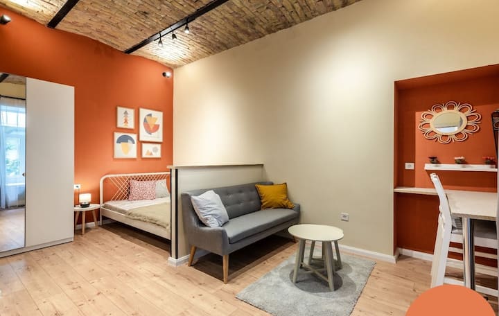 Cute Apartment In Akacfa St, Moon - Budapest