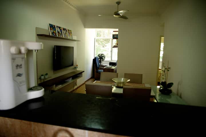 Aconchegante Apê Na Glória | - Glória