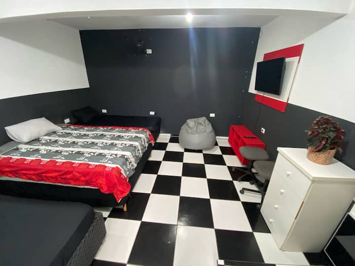 Quarto Para Até 4 Pessoas. - Lagoinha